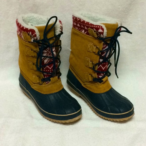 Khombu | Shoes | Khombu Kristie Snow Duck Boot | Poshmark
